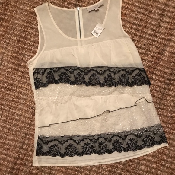 LOFT | Tops | Nwt Loft Layered Lace Tank | Poshmark